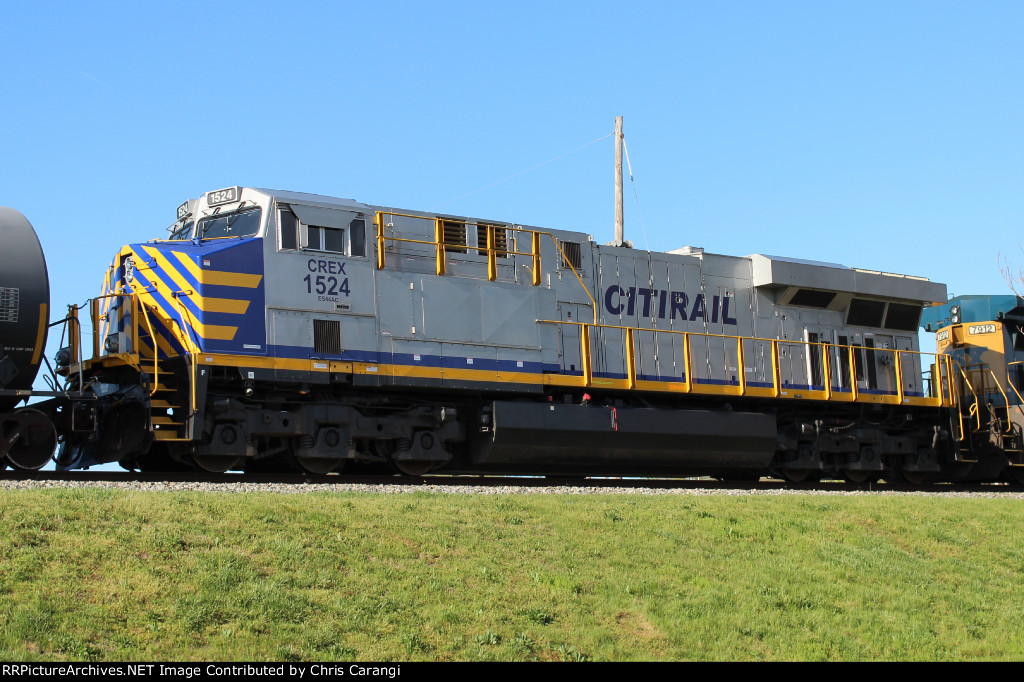 CREX 1524 on CSX Q370-17